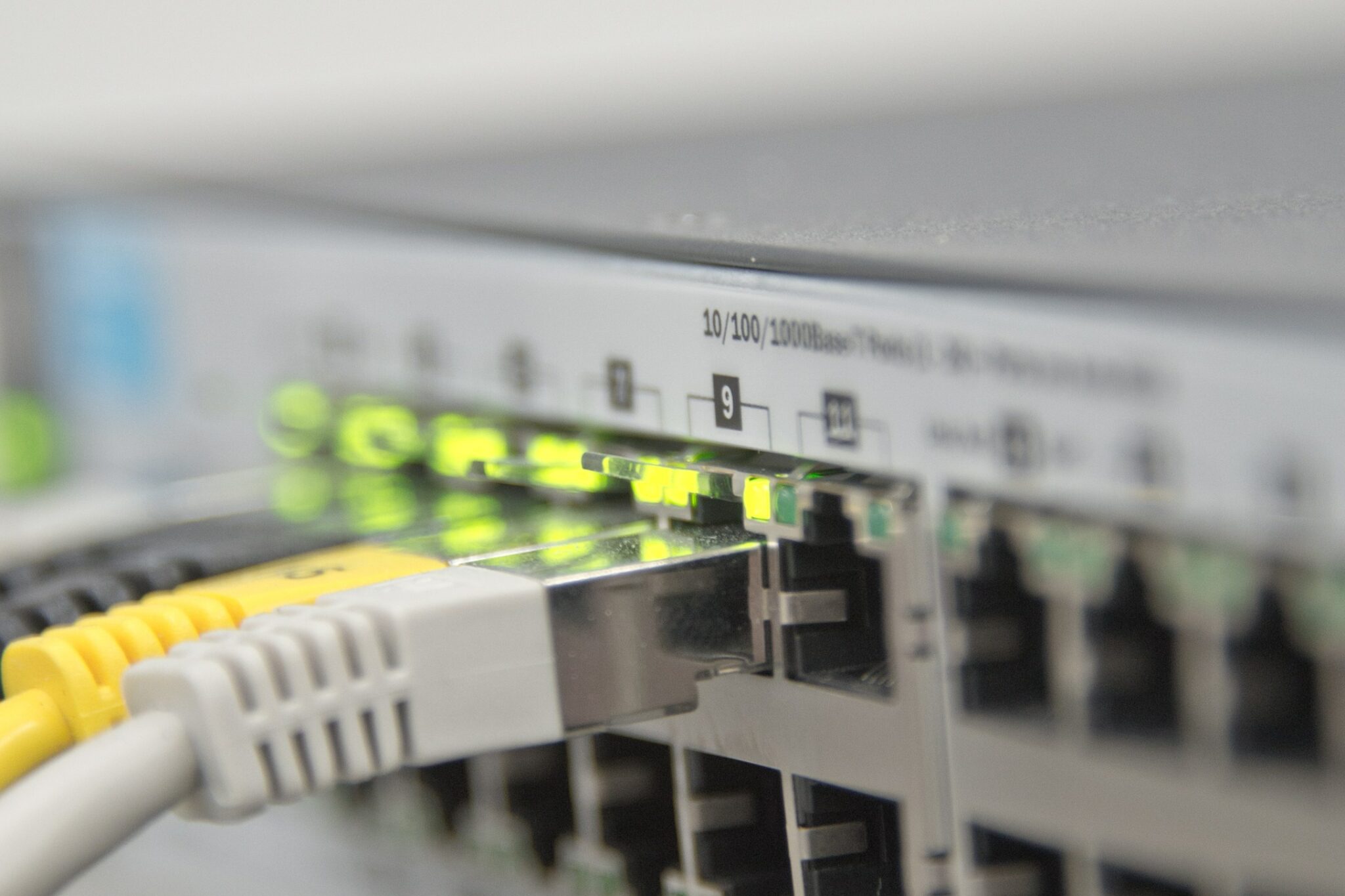 Everything You Need To Know About What Is a Wireless Router ...